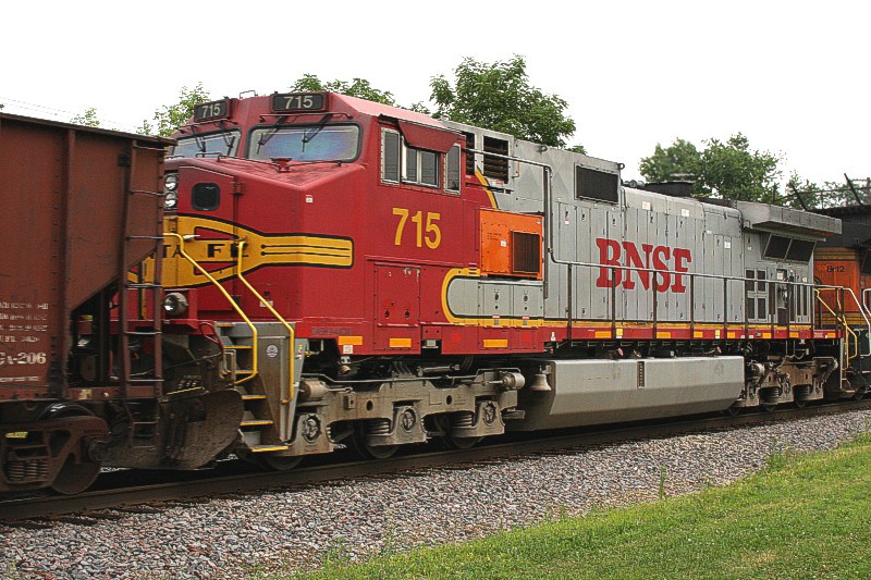 BNSF 715